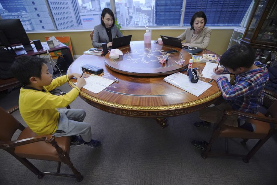 Japanese Mothers Struggle to Cope After Virus Shuts Schools – The Diplomat