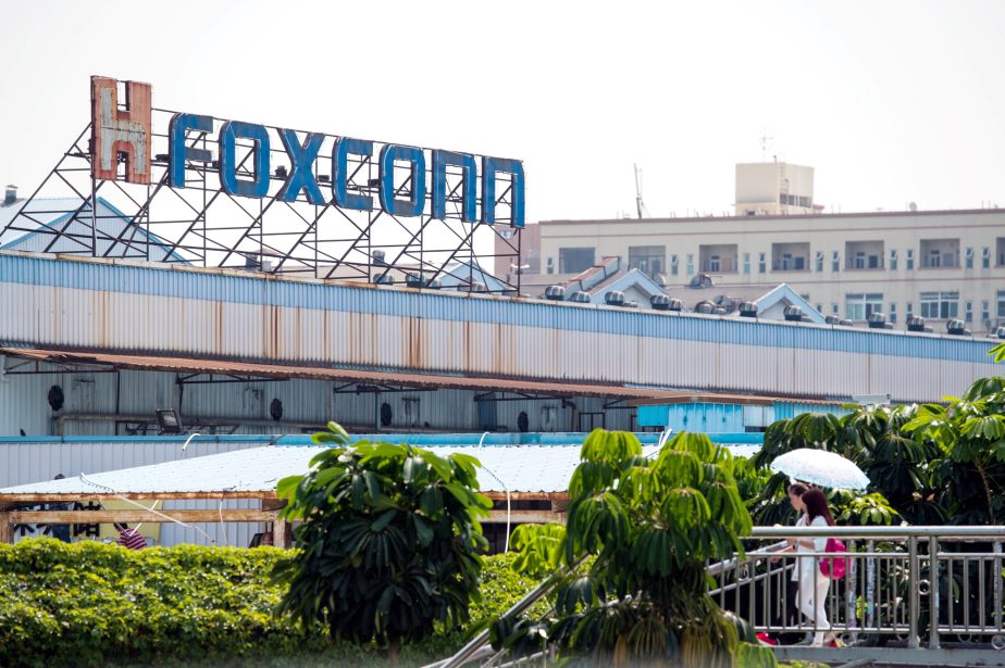 What the Foxconn Exodus in Zhengzhou Means for China’s Supply Chains – The Diplomat