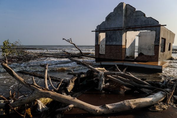 Indonesia’s Drowning Land – The Diplomat