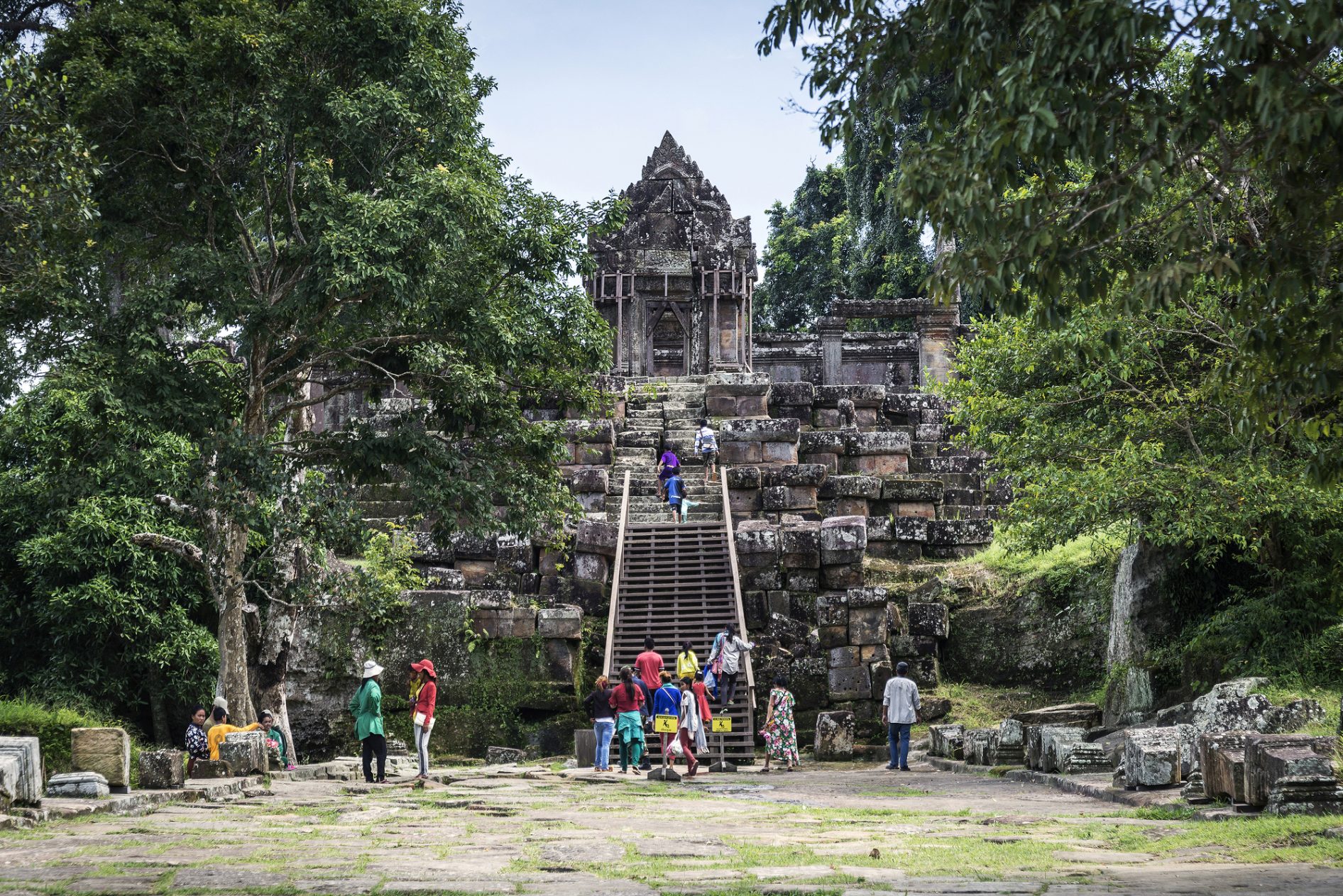 Thai MPs Urge Talks with Cambodia Over Access to Preah Vihear – The ...